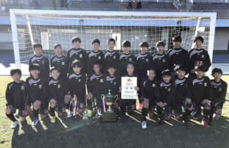 【優勝チーム写真掲載】2022年度 静岡市長杯 第50回清水チャンピオンズカップU-12サッカー大会 優勝は高部JFC！最終結果掲載！ | Green Card ニュース